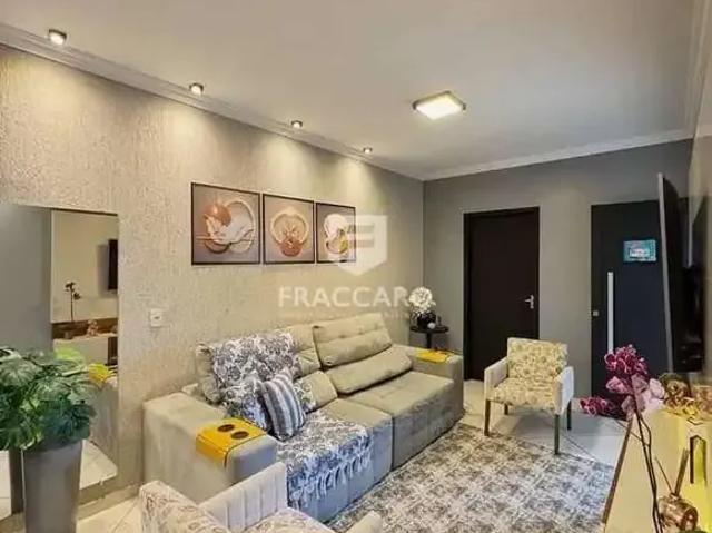 Casa / Sobrado para Venda em Ponta Grossa/PR Cará cará 4 Quartos