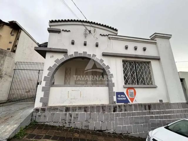 Casa / Sobrado para Venda em Ponta Grossa/PR Centro 3 Quartos