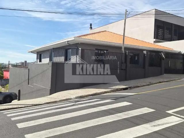 Casa / Sobrado para Venda em Ponta Grossa/PR Centro 3 Quartos