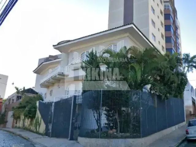 Casa / Sobrado para Venda em Ponta Grossa/PR Centro 4 Quartos