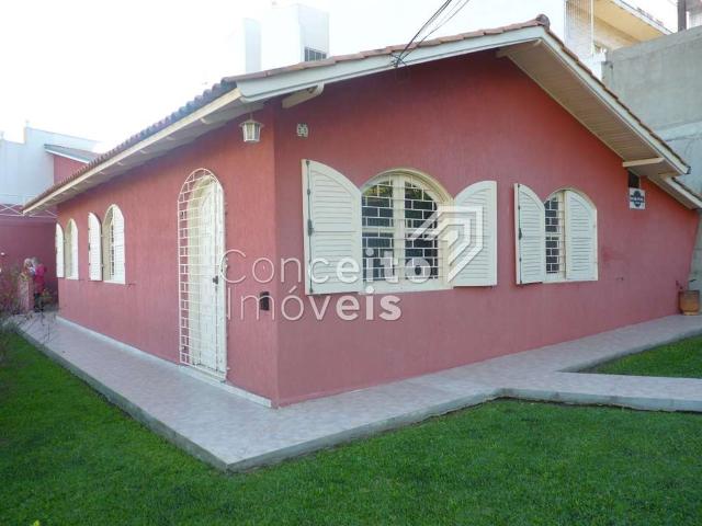 Casa / Sobrado para Venda em Ponta Grossa/PR Centro 4 Quartos