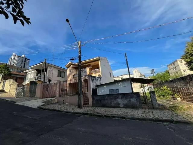 Casa / Sobrado para Venda em Ponta Grossa/PR Centro