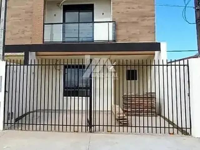 Casa / Sobrado para Venda em Ponta Grossa/PR Chapada 3 Quartos