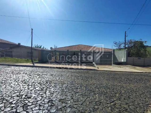 Casa / Sobrado para Venda em Ponta Grossa/PR Chapada 4 Quartos
