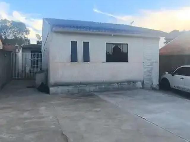 Casa / Sobrado para Venda em Ponta Grossa/PR Contorno 2 Quartos