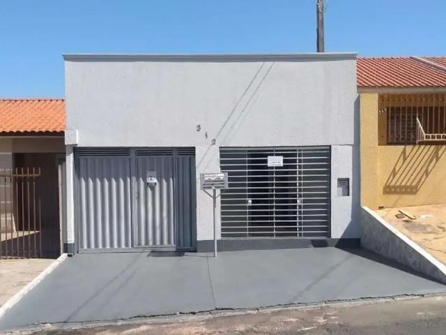 Casa / Sobrado para Venda em Ponta Grossa/PR Contorno 2 Quartos