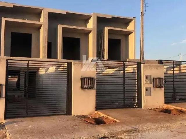 Casa / Sobrado para Venda em Ponta Grossa/PR Contorno 2 Quartos