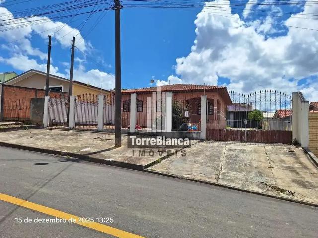 Casa / Sobrado para Venda em Ponta Grossa/PR Contorno 3 Quartos