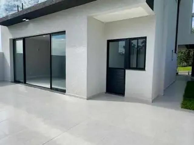 Casa / Sobrado para Venda em Ponta Grossa/PR Contorno 3 Quartos
