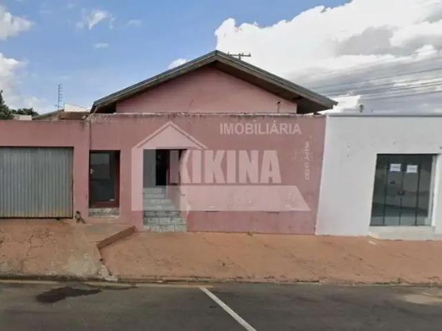 Casa / Sobrado para Venda em Ponta Grossa/PR Contorno 3 Quartos