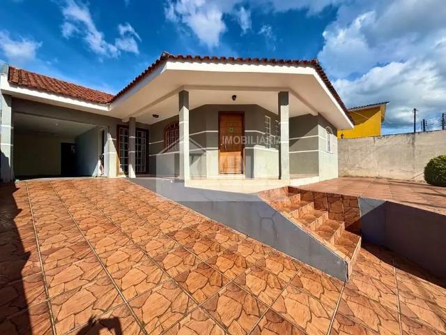 Casa / Sobrado para Venda em Ponta Grossa/PR Contorno 3 Quartos