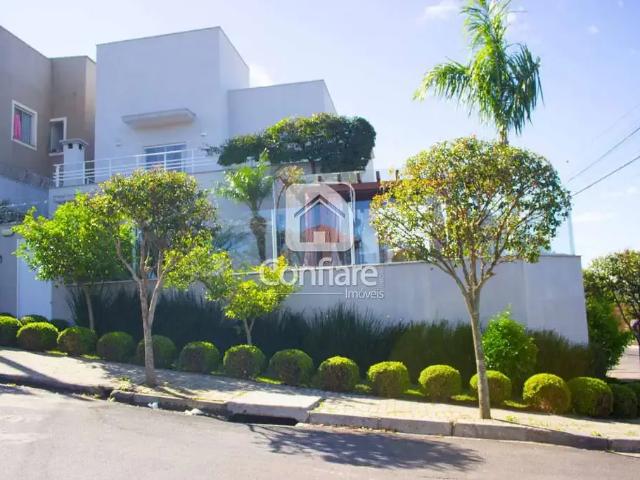 Casa / Sobrado para Venda em Ponta Grossa/PR Contorno 3 Quartos