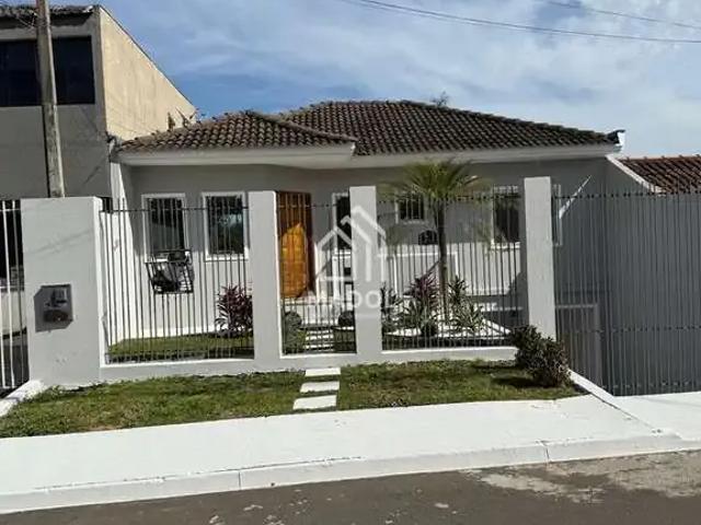 Casa / Sobrado para Venda em Ponta Grossa/PR Contorno 3 Quartos