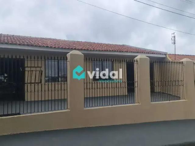 Casa / Sobrado para Venda em Ponta Grossa/PR Contorno 3 Quartos