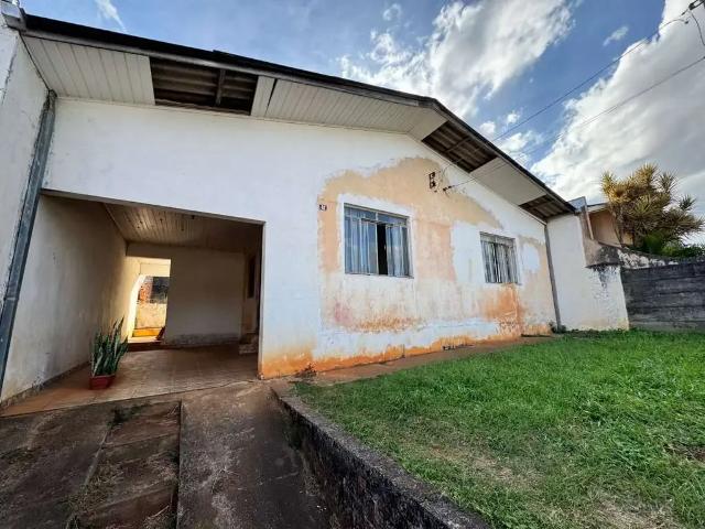 Casa / Sobrado para Venda em Ponta Grossa/PR Contorno 3 Quartos
