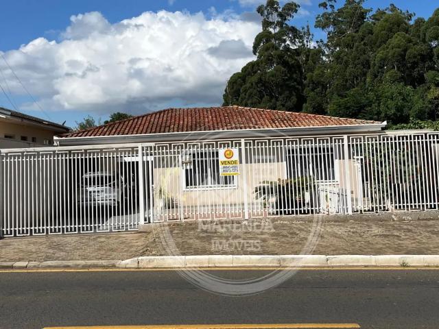 Casa / Sobrado para Venda em Ponta Grossa/PR Contorno 3 Quartos