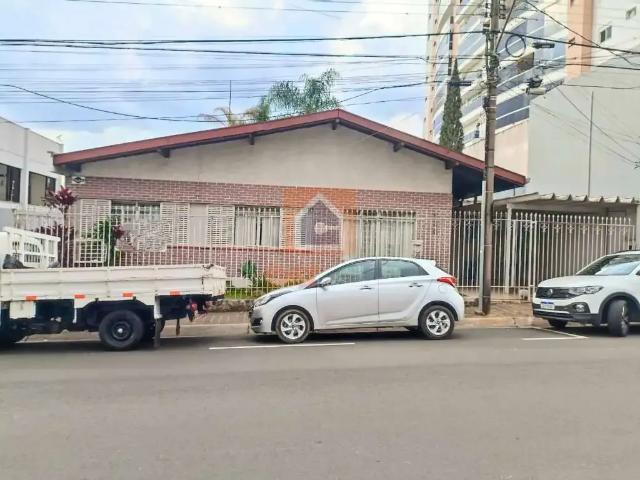 Casa / Sobrado para Venda em Ponta Grossa/PR Estrela 3 Quartos