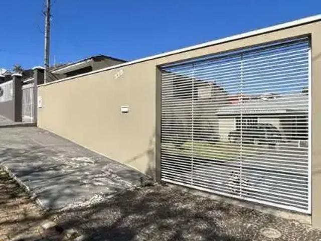Casa / Sobrado para Venda em Ponta Grossa/PR Estrela 3 Quartos