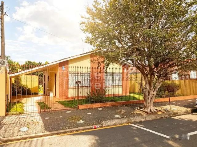 Casa / Sobrado para Venda em Ponta Grossa/PR Estrela 3 Quartos