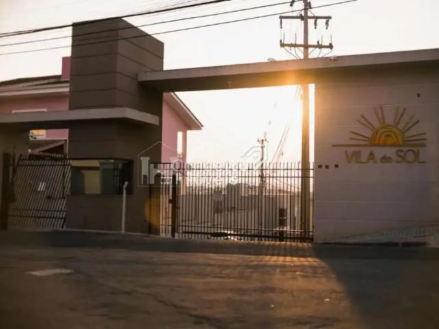 Casa / Sobrado para Venda em Ponta Grossa/PR Estrela 3 Quartos