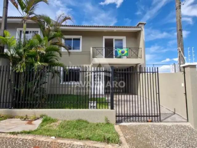 Casa / Sobrado para Venda em Ponta Grossa/PR Estrela 3 Quartos