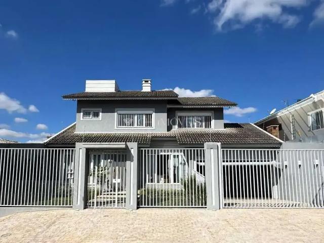 Casa / Sobrado para Venda em Ponta Grossa/PR Estrela 3 Quartos