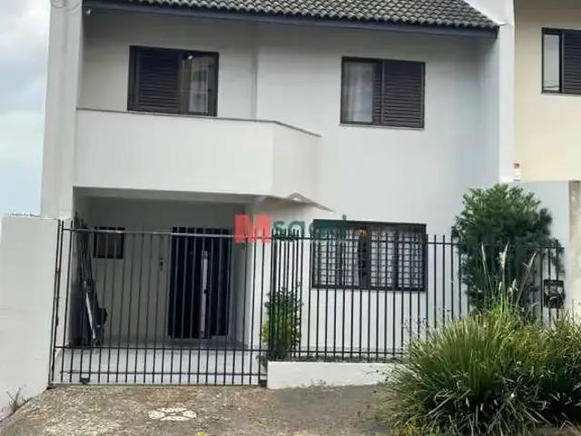 Casa / Sobrado para Venda em Ponta Grossa/PR Estrela 3 Quartos
