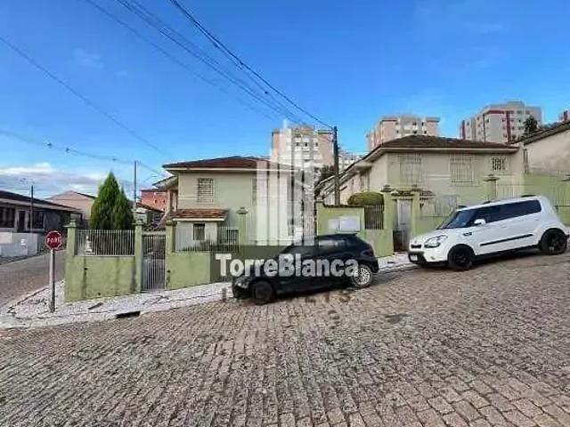 Casa / Sobrado para Venda em Ponta Grossa/PR Estrela 4 Quartos