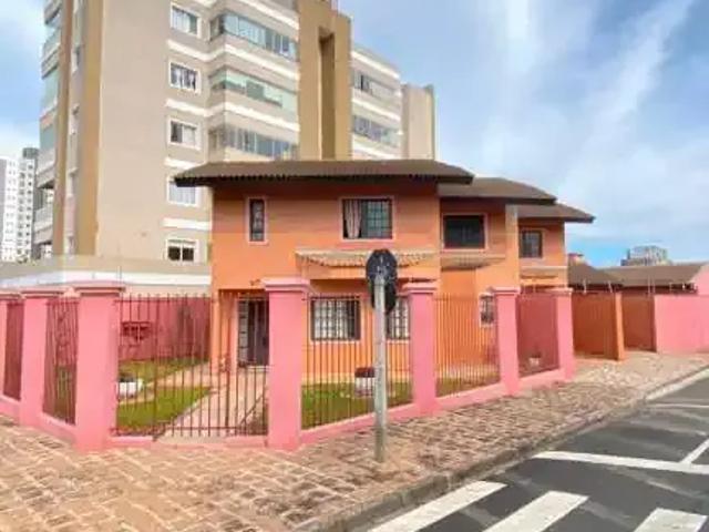 Casa / Sobrado para Venda em Ponta Grossa/PR Estrela 4 Quartos
