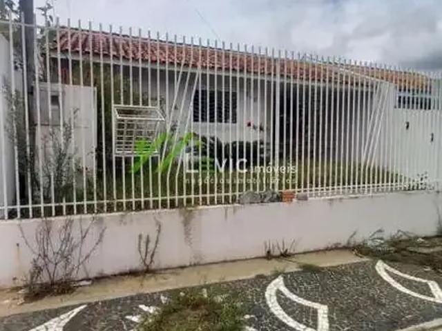 Casa / Sobrado para Venda em Ponta Grossa/PR Jardim Canaã 3 Quartos