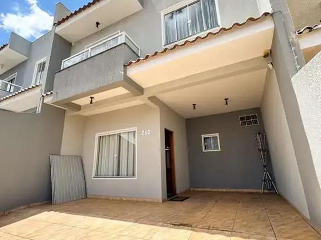 Casa / Sobrado para Venda em Ponta Grossa/PR Jardim Canaã 3 Quartos