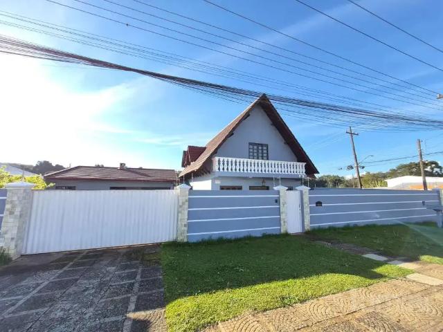 Casa / Sobrado para Venda em Ponta Grossa/PR Jardim Carvalho 3 Quartos