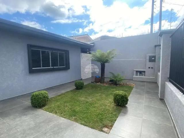 Casa / Sobrado para Venda em Ponta Grossa/PR Jardim Carvalho 3 Quartos