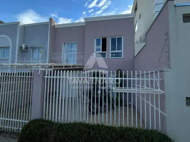 Casa / Sobrado para Venda em Ponta Grossa/PR Jardim Carvalho 3 Quartos