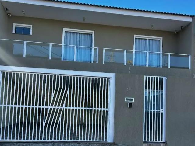 Casa / Sobrado para Venda em Ponta Grossa/PR Jardim Carvalho 3 Quartos