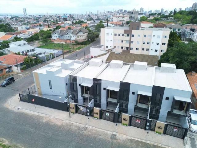 Casa / Sobrado para Venda em Ponta Grossa/PR Jardim Carvalho 3 Quartos