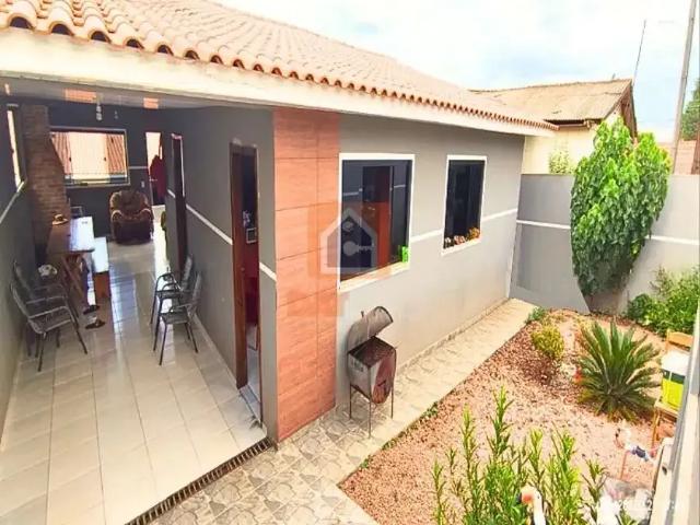 Casa / Sobrado para Venda em Ponta Grossa/PR Jardim Carvalho 2 Quartos