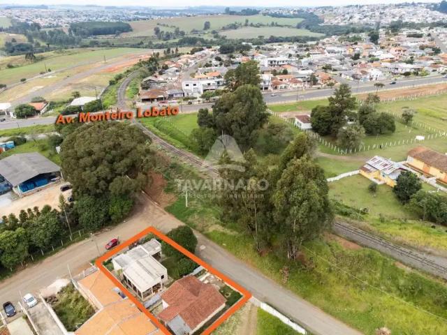 Casa / Sobrado para Venda em Ponta Grossa/PR Jardim Carvalho 4 Quartos