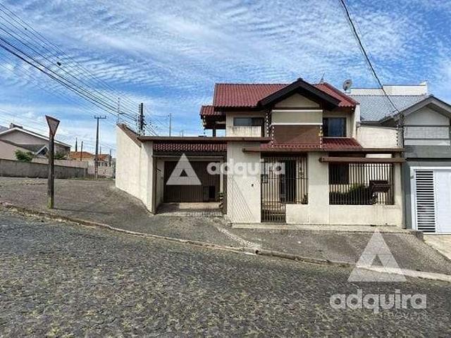 Casa / Sobrado para Venda em Ponta Grossa/PR Jardim Carvalho 4 Quartos