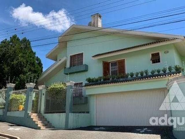 Casa / Sobrado para Venda em Ponta Grossa/PR Jardim Carvalho 4 Quartos