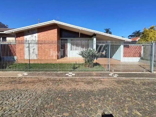 Casa / Sobrado para Venda em Ponta Grossa/PR Jardim Carvalho