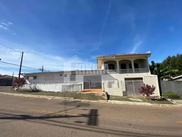 Casa / Sobrado para Venda em Ponta Grossa/PR Neves 4 Quartos