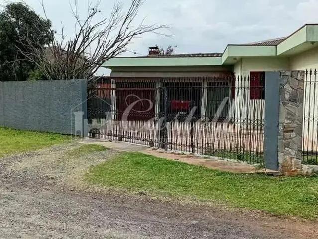 Casa / Sobrado para Venda em Ponta Grossa/PR Neves 5 Quartos