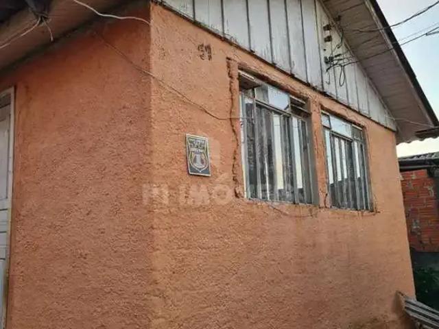 Casa / Sobrado para Venda em Ponta Grossa/PR Neves 1 Quartos