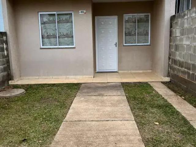 Casa / Sobrado para Venda em Ponta Grossa/PR Neves 2 Quartos