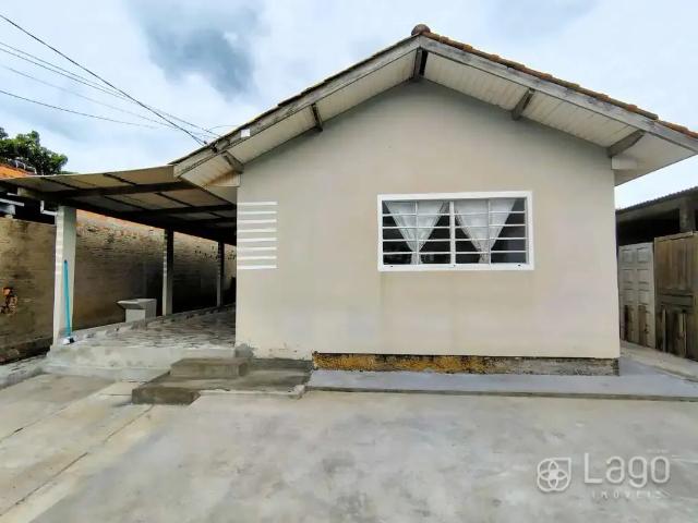 Casa / Sobrado para Venda em Ponta Grossa/PR Neves 2 Quartos