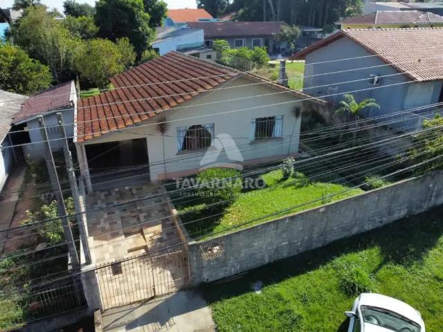 Casa / Sobrado para Venda em Ponta Grossa/PR Neves 3 Quartos