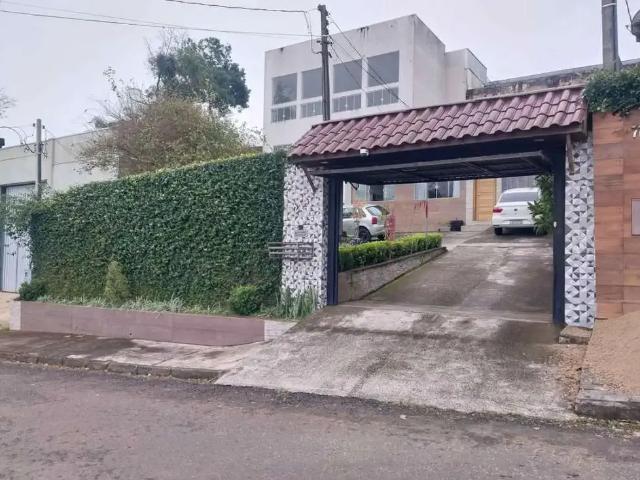 Casa / Sobrado para Venda em Ponta Grossa/PR Nova Rússia 2 Quartos