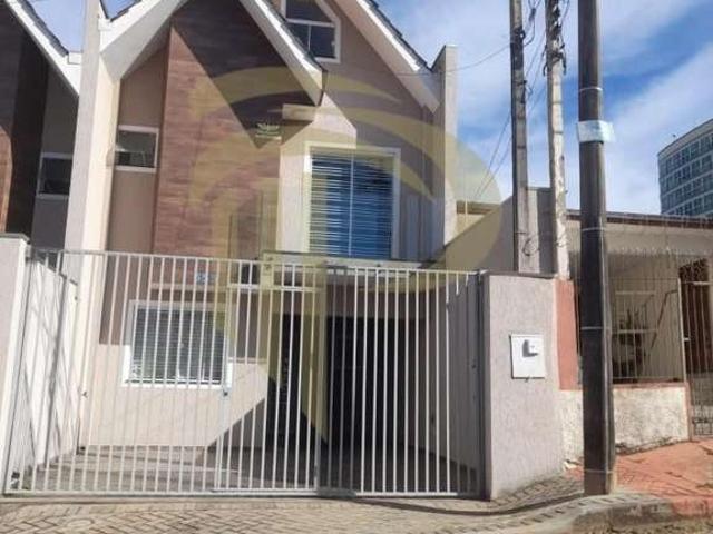 Casa / Sobrado para Venda em Ponta Grossa/PR Nova Rússia 3 Quartos