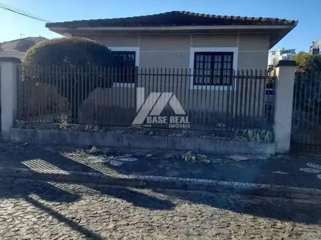 Casa / Sobrado para Venda em Ponta Grossa/PR Nova Rússia 3 Quartos